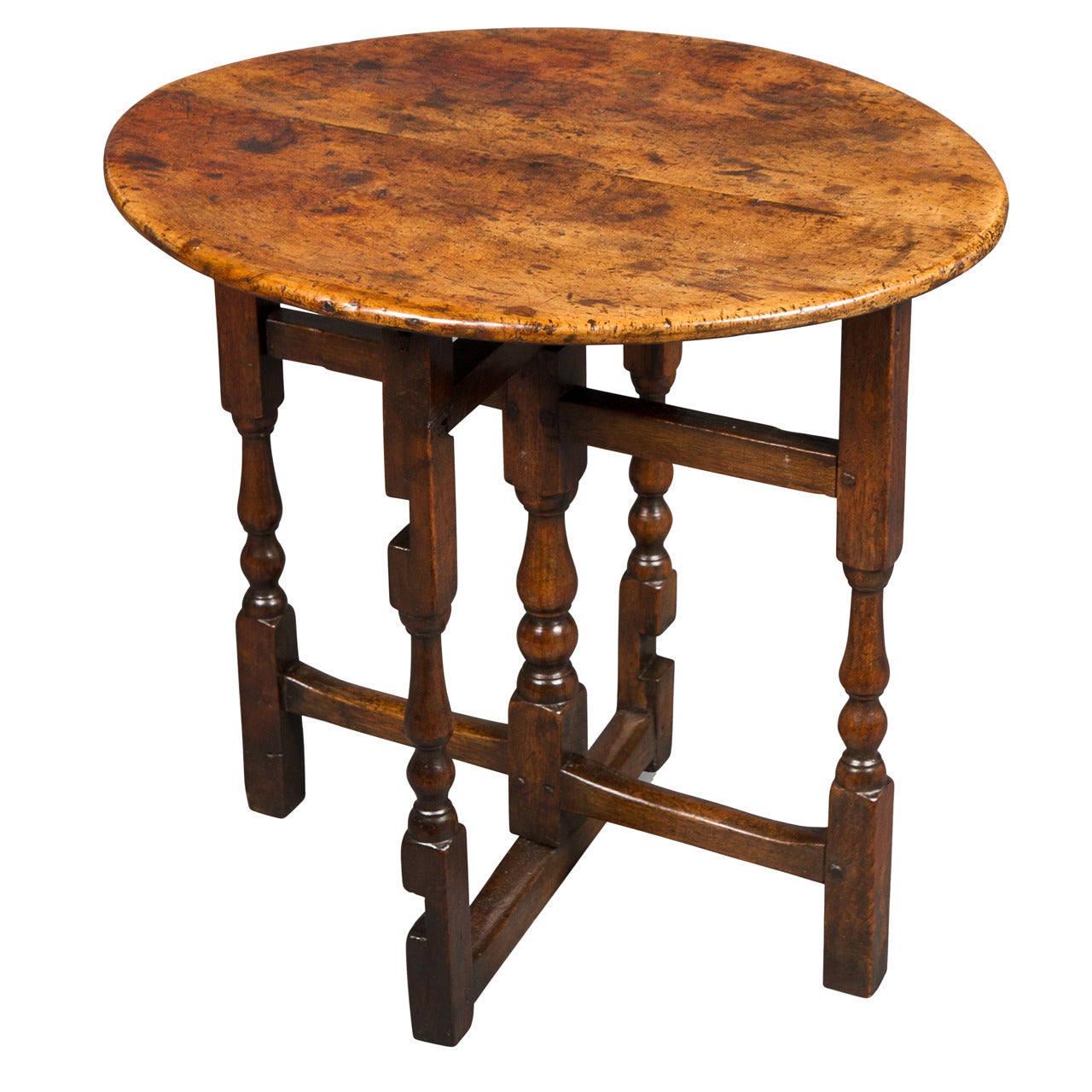 Good Quality William and Mary Sycamore and Walnut Coaching Table at 1stDibs