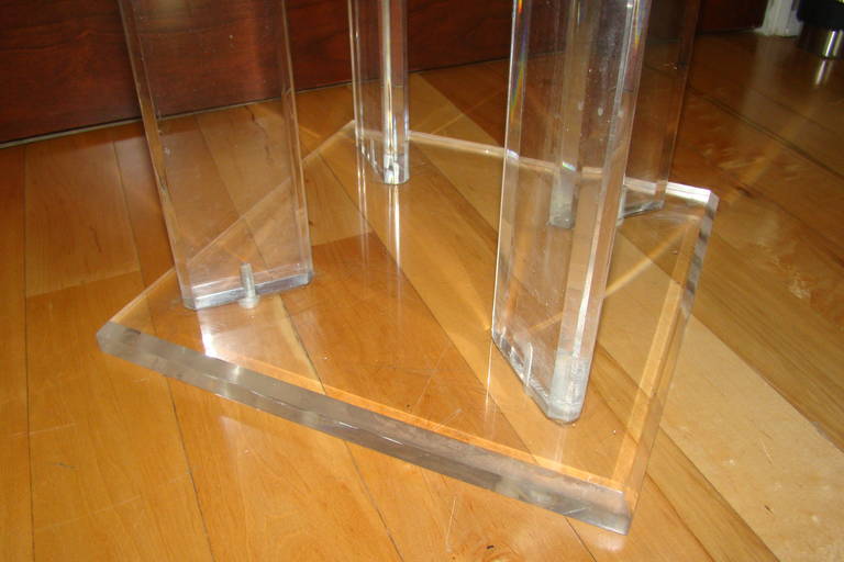 Lucite Mid-Century Pedestal Sculpture Stand Table at 1stDibs