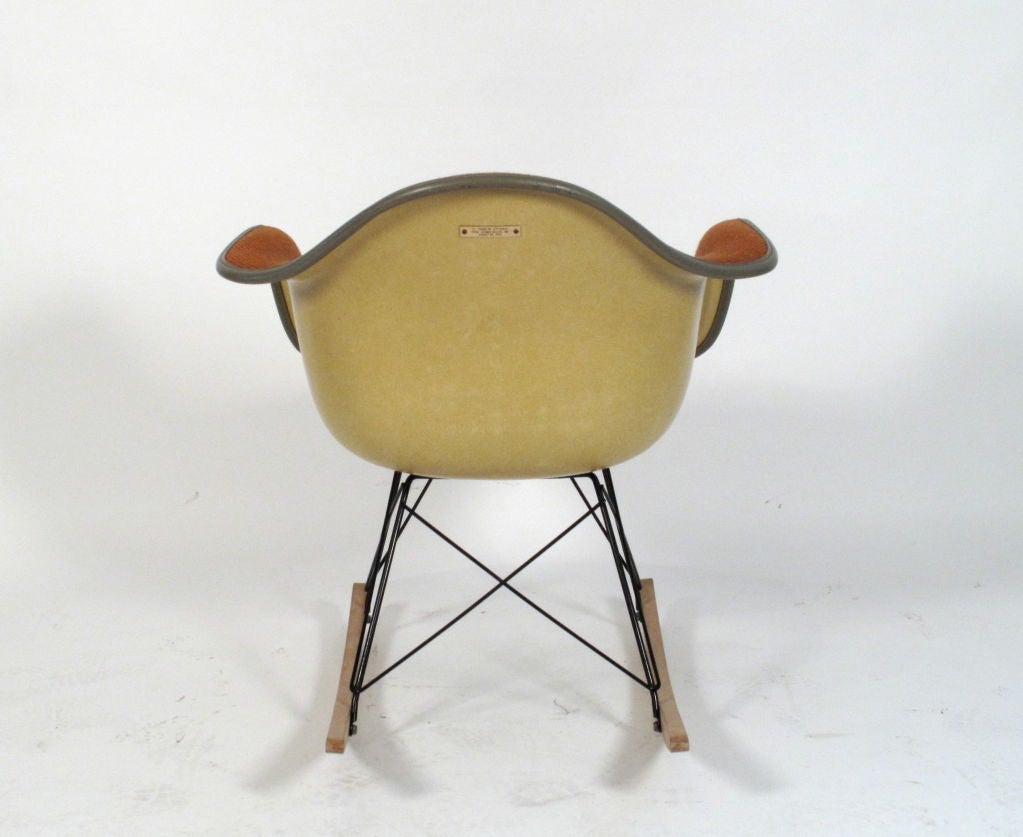 Charles Eames RAR 'Baby Rocker' Herman Miller 1975 at 1stDibs