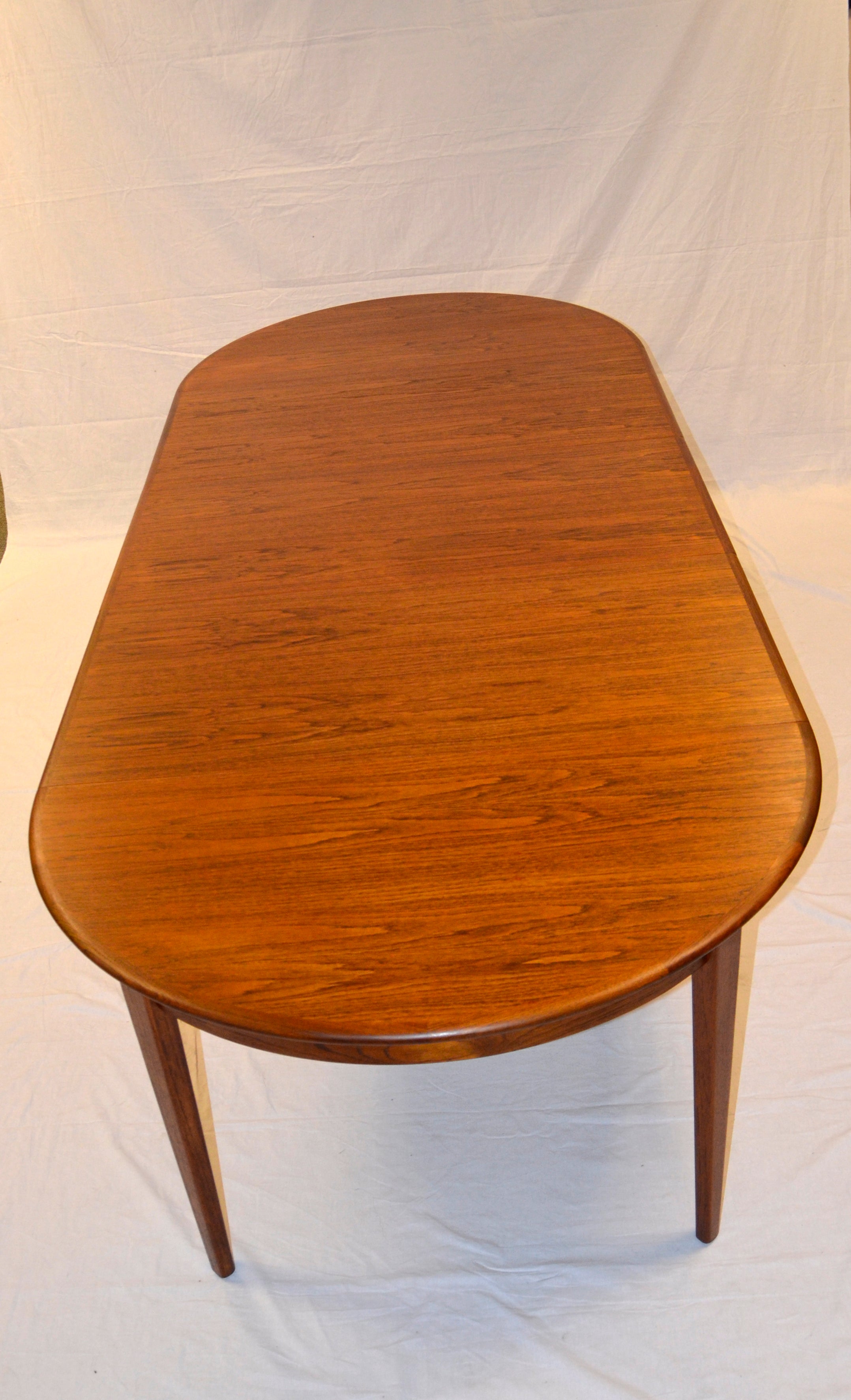 Round Danish Teak Dining Table Large Three Leaves at 1stDibs | 3 leaf ...