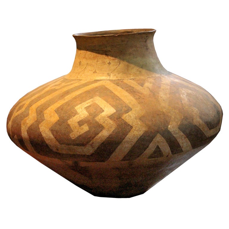 An 18th Century Peruvian Zibibbo Clay Urn at 1stDibs