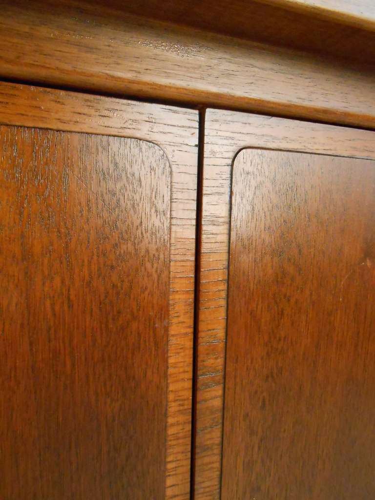 Lane Server at 1stDibs