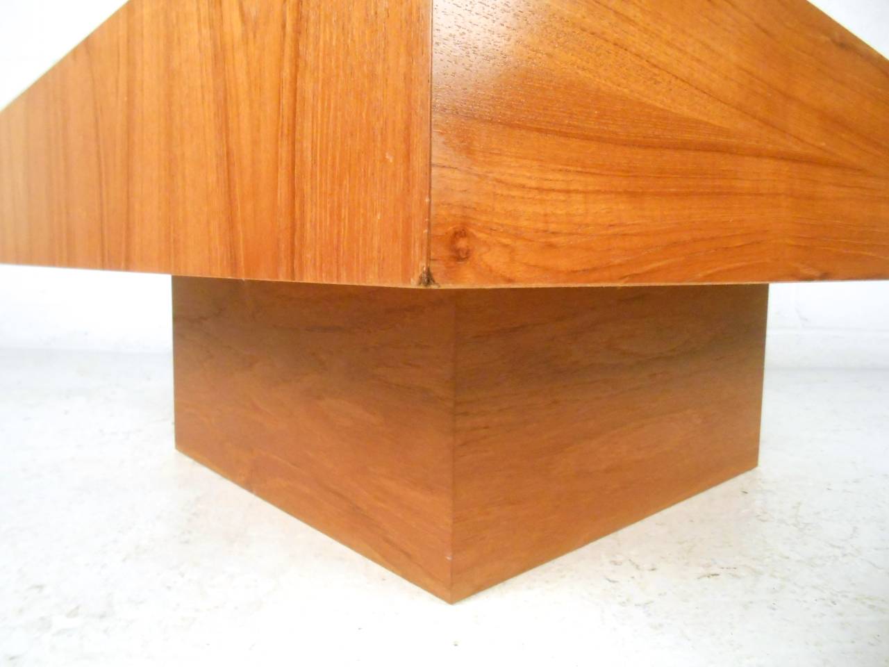 Mid-Century Modern Style Teak Center Table at 1stDibs
