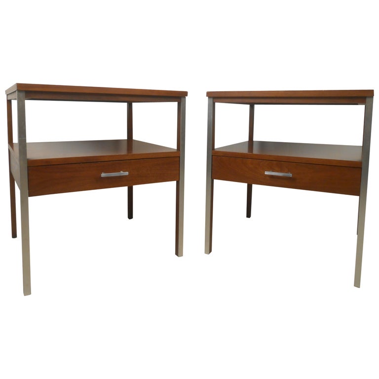 Paul McCobb Mid-Century Modern Nightstands For Sale at 1stDibs