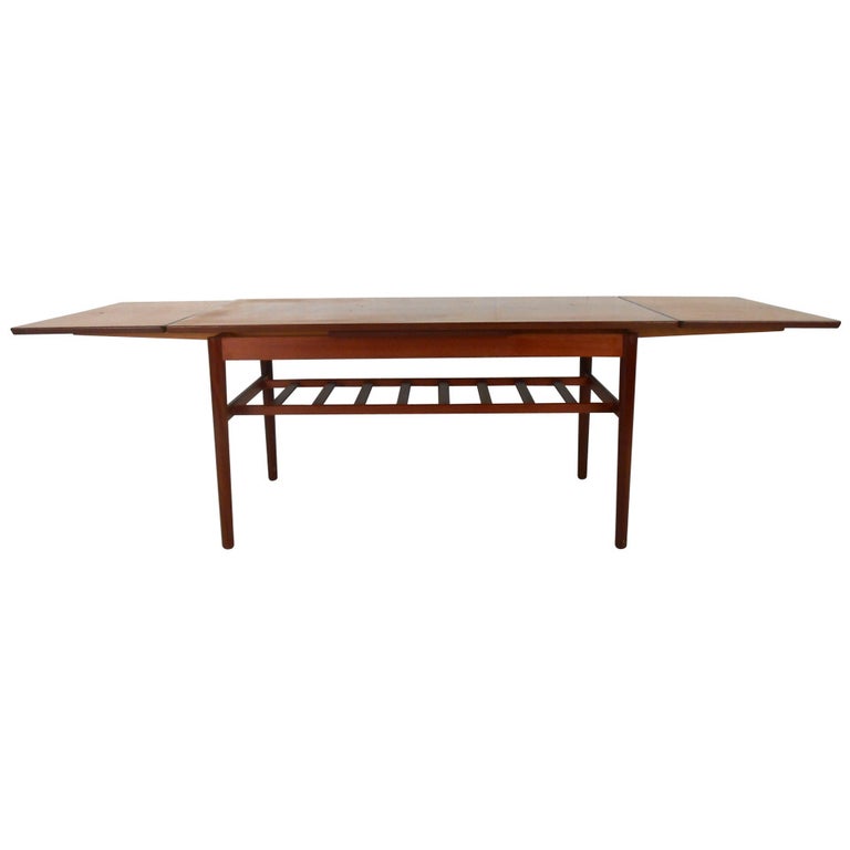 Expanding Teak Coffee Table For Sale at 1stDibs