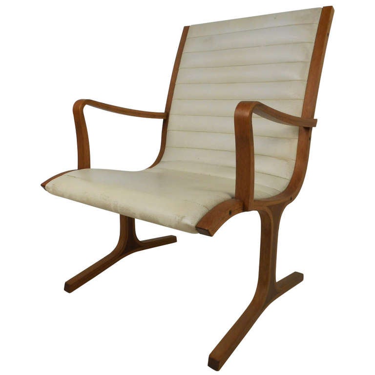 Vintage Modern Kosuga Side Chair For Sale at 1stDibs