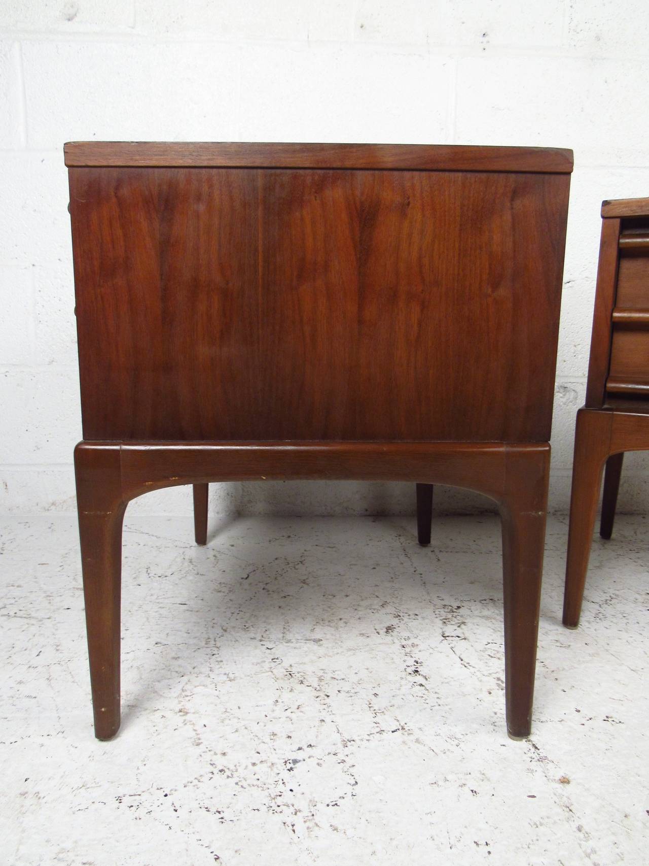Pair of Mid-Centry Modern Curved Front Night Stands by Lane at 1stDibs