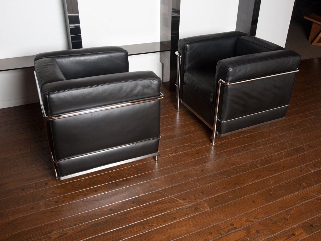 Pair Of LC2 le Corbusier Lounge Chairs by Cassina at 1stDibs