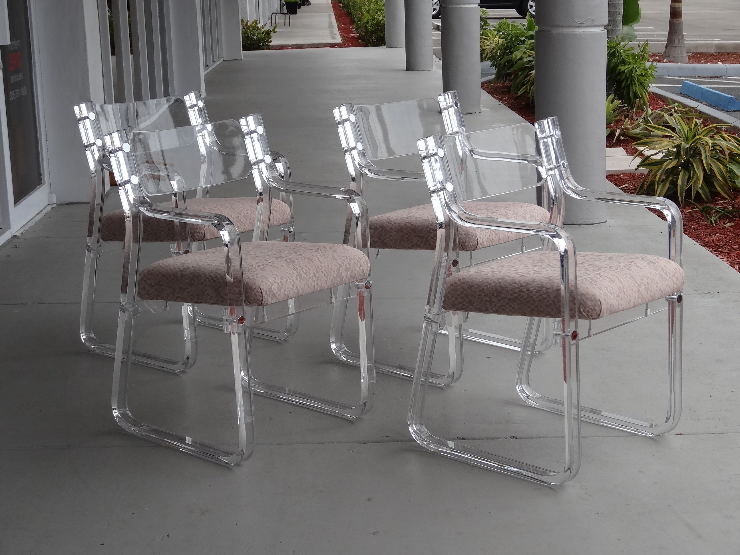 4 Stunning Lucite Chairs at 1stDibs
