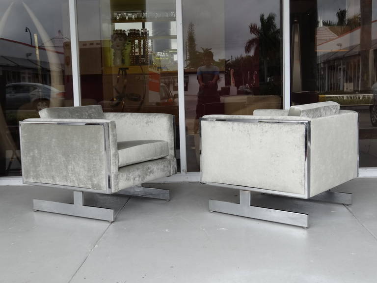 Pair of Mid Century Cube Chairs by Patrician Furniture at 1stDibs