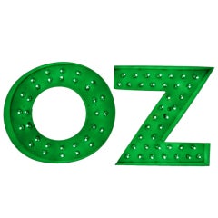 Large Vintage Lighted OZ sign For Sale at 1stDibs