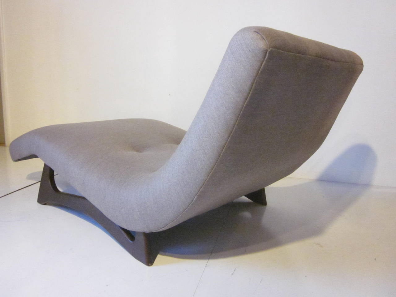 Adrian Pearsall Wave Lounge Chair at 1stDibs | wavy lounge chair, wave ...