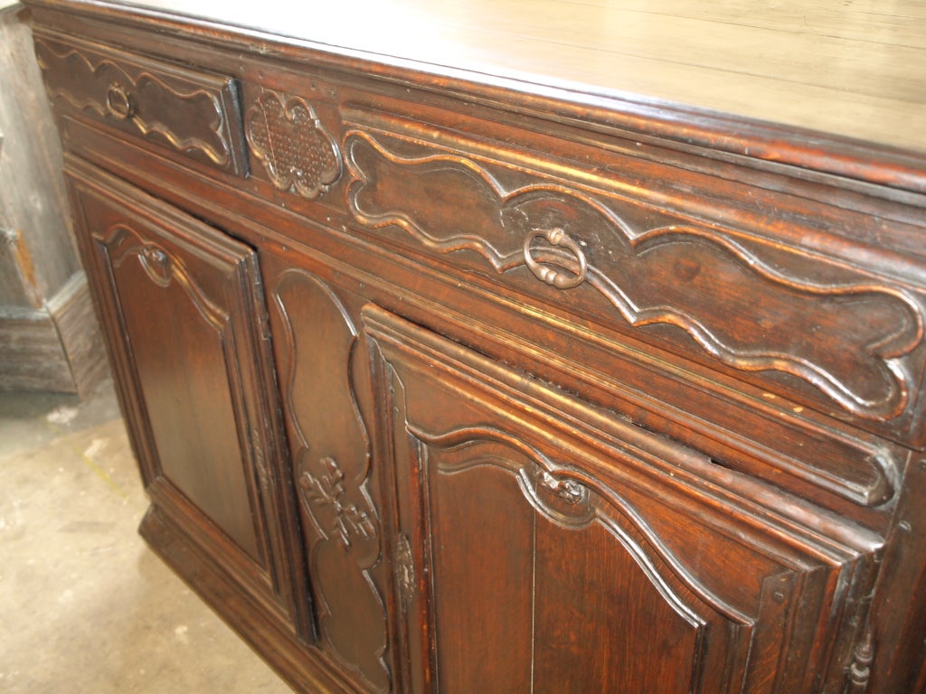 French Antique Louis XIII Style Buffet For Sale at 1stDibs