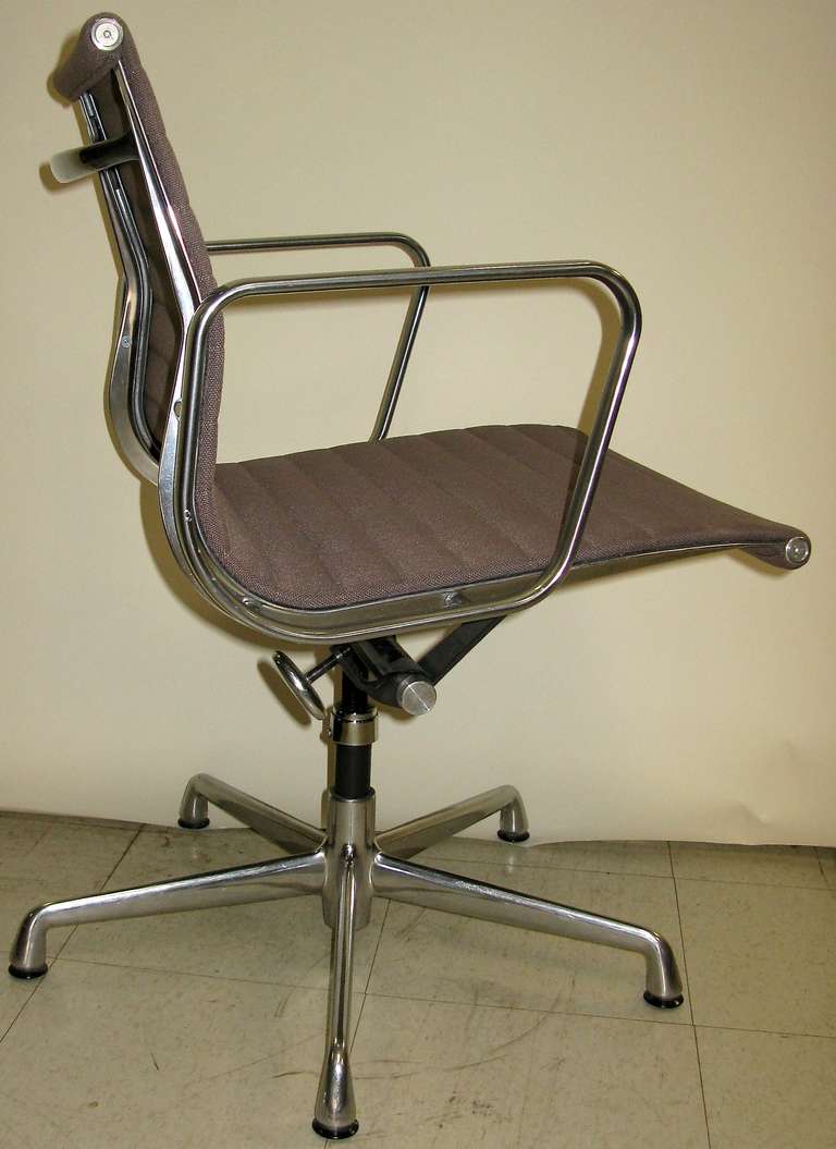 Eames Aluminum Group Arm Chair at 1stDibs