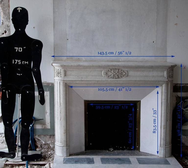 Antique Louis XVI Style Fireplace with Round Corner at 1stDibs