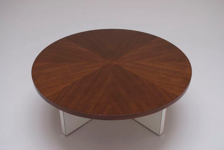 1950's decorative round coffee table For Sale at 1stDibs