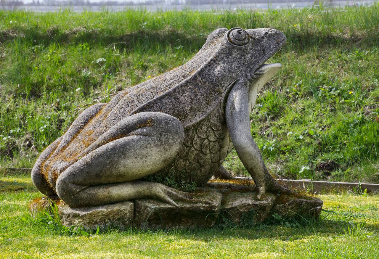 Continental Sculpted Limestone Model of a Frog on a Plinth at 1stDibs