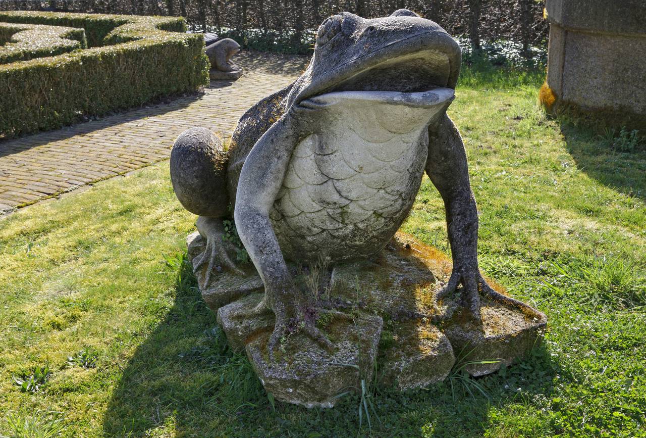 Continental Sculpted Limestone Model of a Frog on a Plinth at 1stDibs