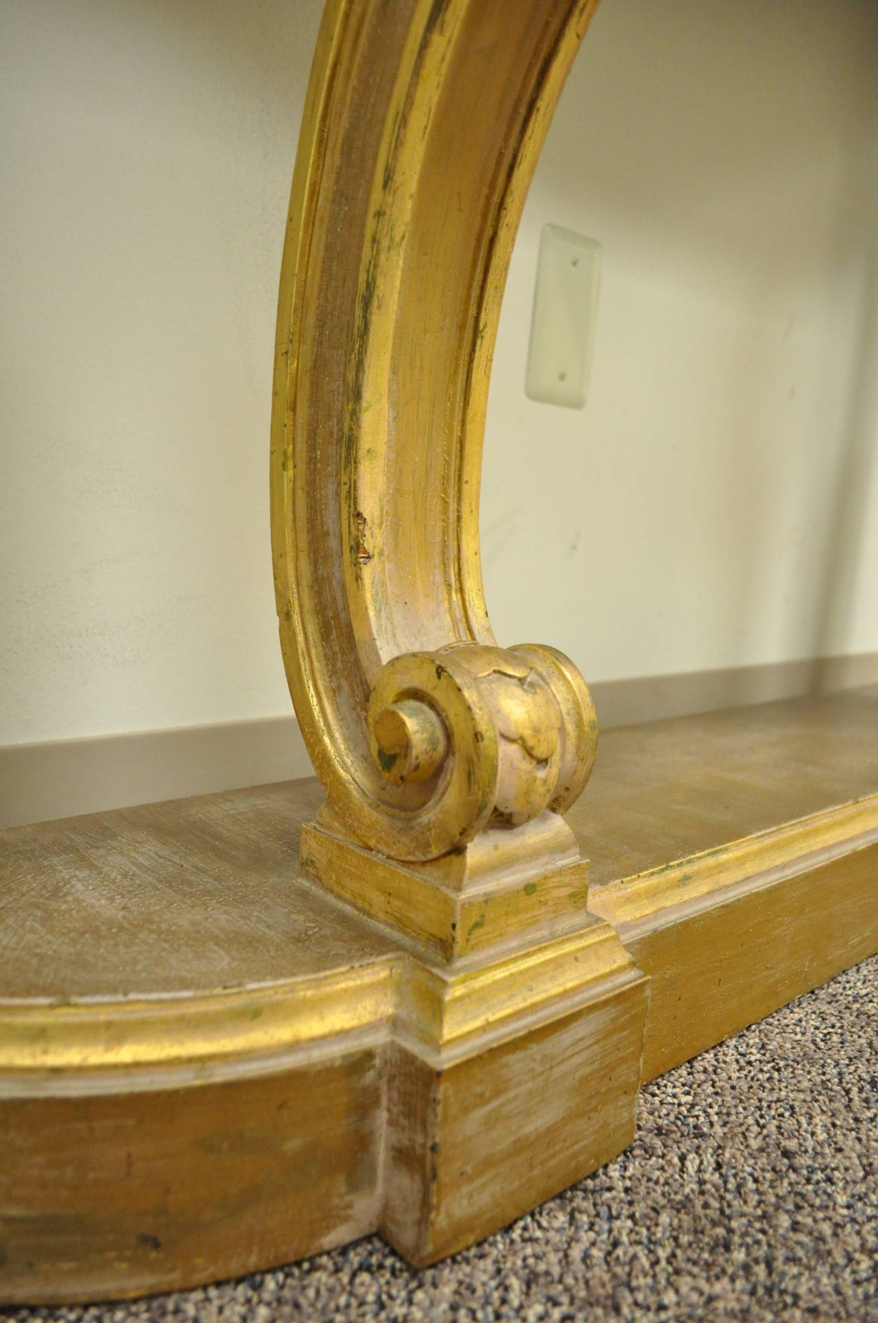 19th Century French Louis XV Style Carved Gold Giltwood Marble-Top ...