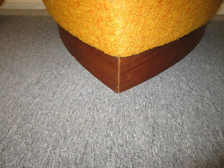 Extremely Rare Pair of Triangular Shaped Vladimir Kagan Style Lounge ...