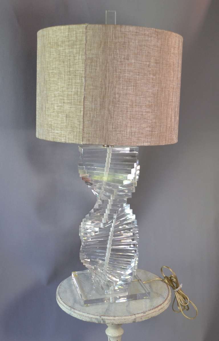 DNA Lucite Lamp, Mid-Century at 1stDibs | lucite dna table