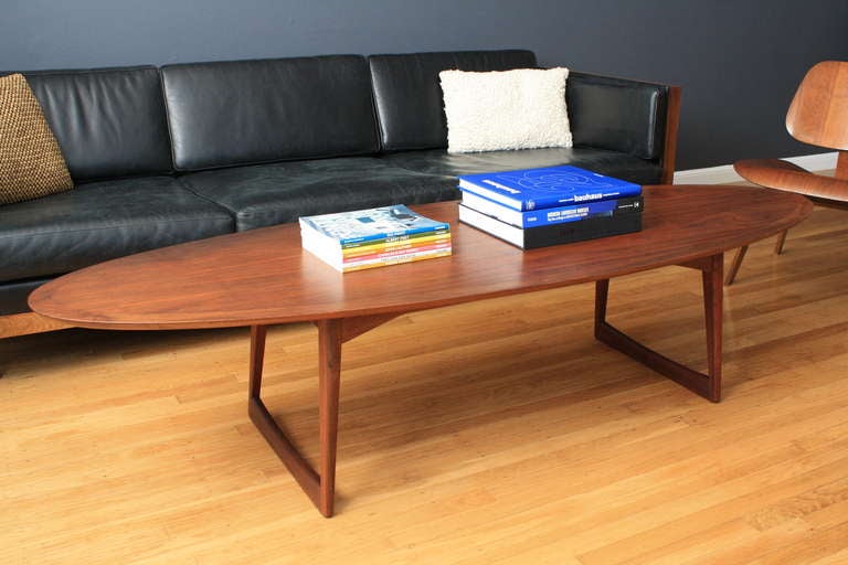 Mid-Century Modern Moreddi Coffee Table at 1stDibs