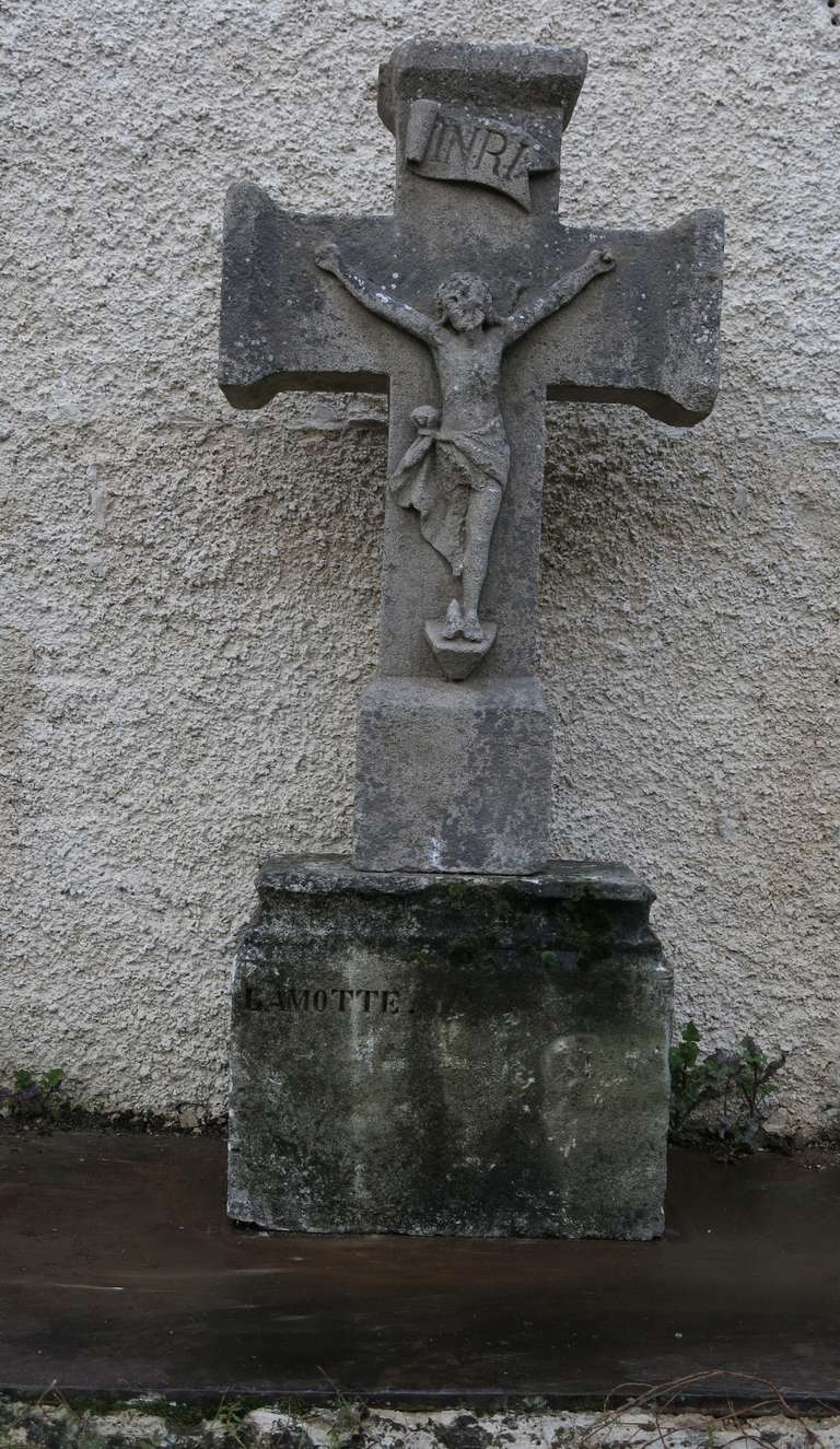 Winery Cross in Limestone from France, Symbolic, 18th Century For Sale ...
