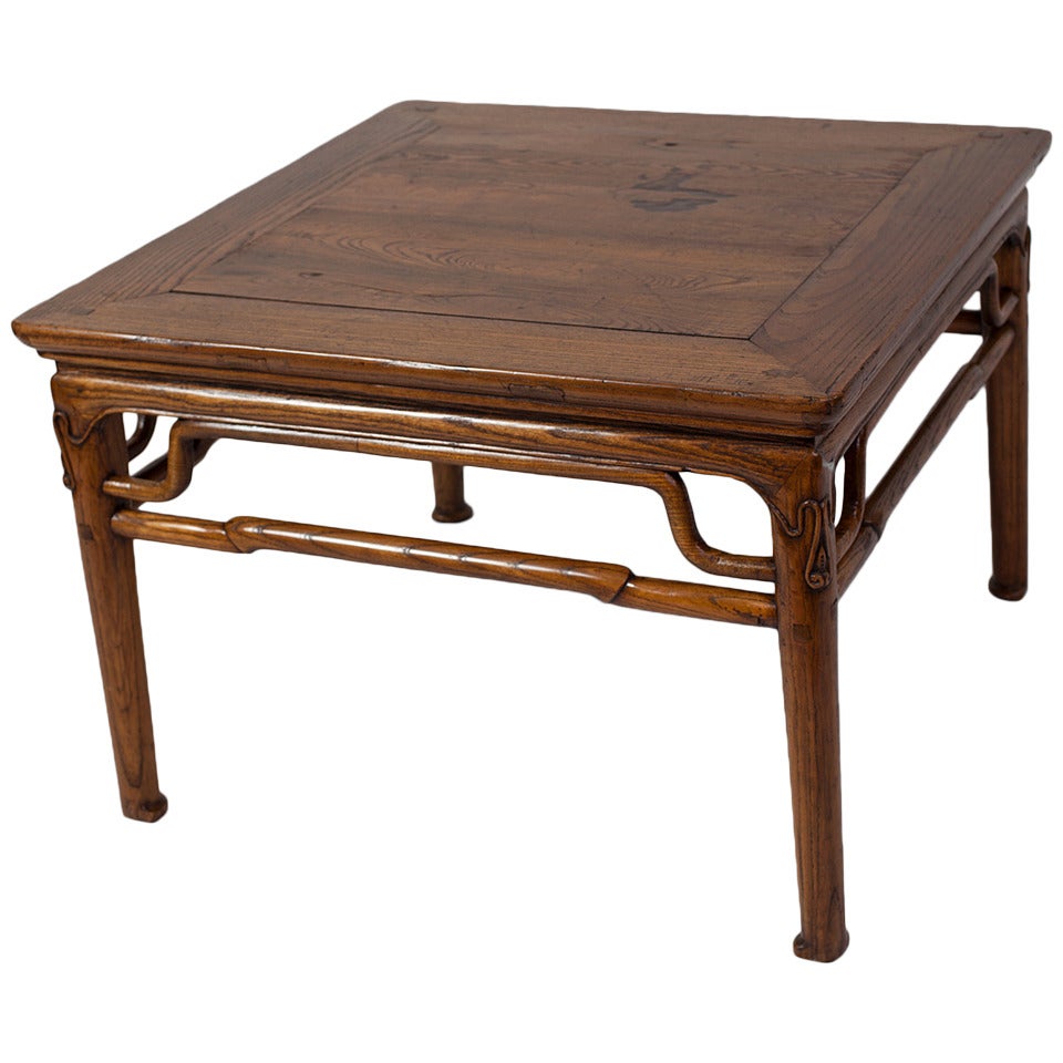 19th Century Chinese Qing Dynasty, Elm Square Low Table For Sale at 1stDibs