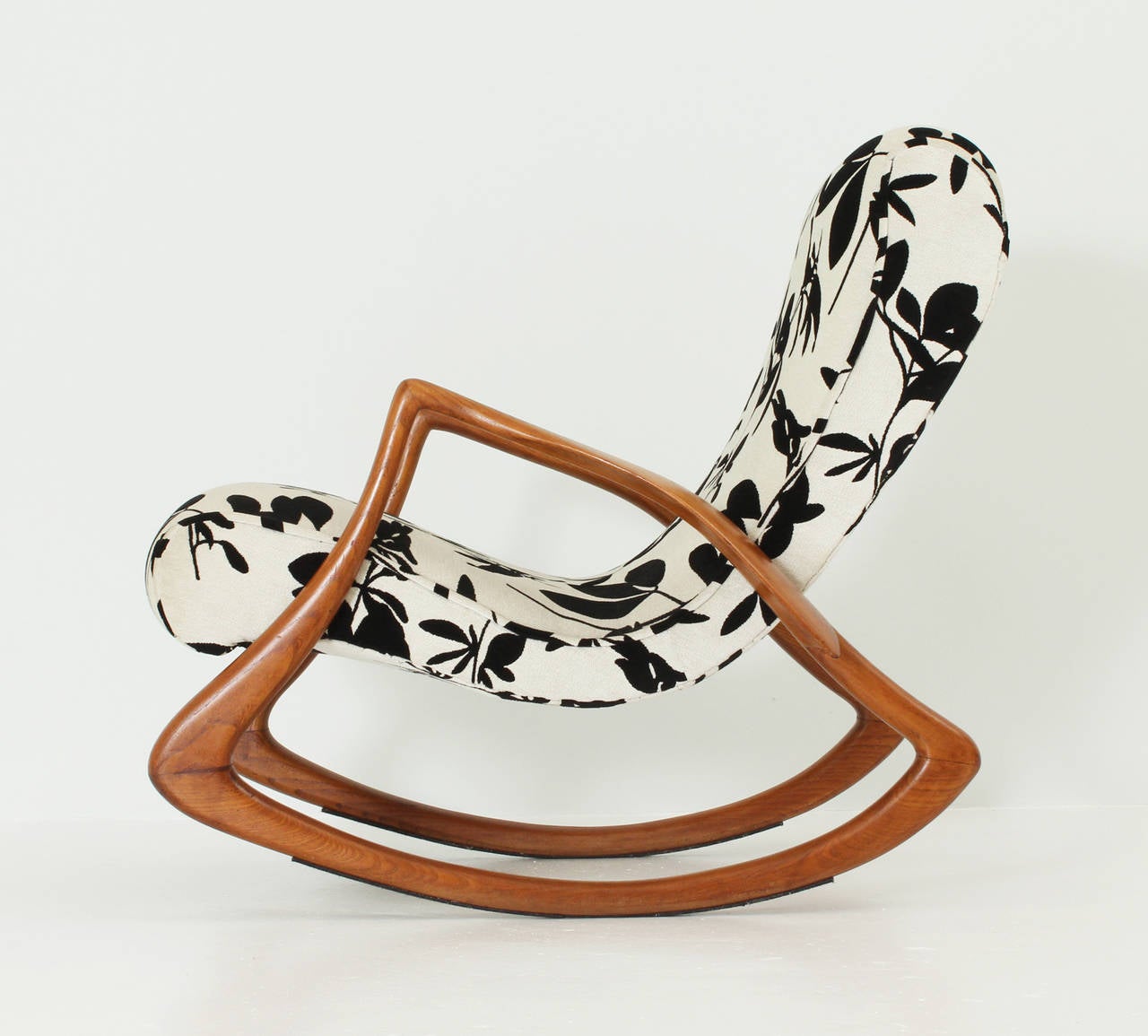 Organic Rocking Chair in the Style of Vladimir Kagan at 1stDibs