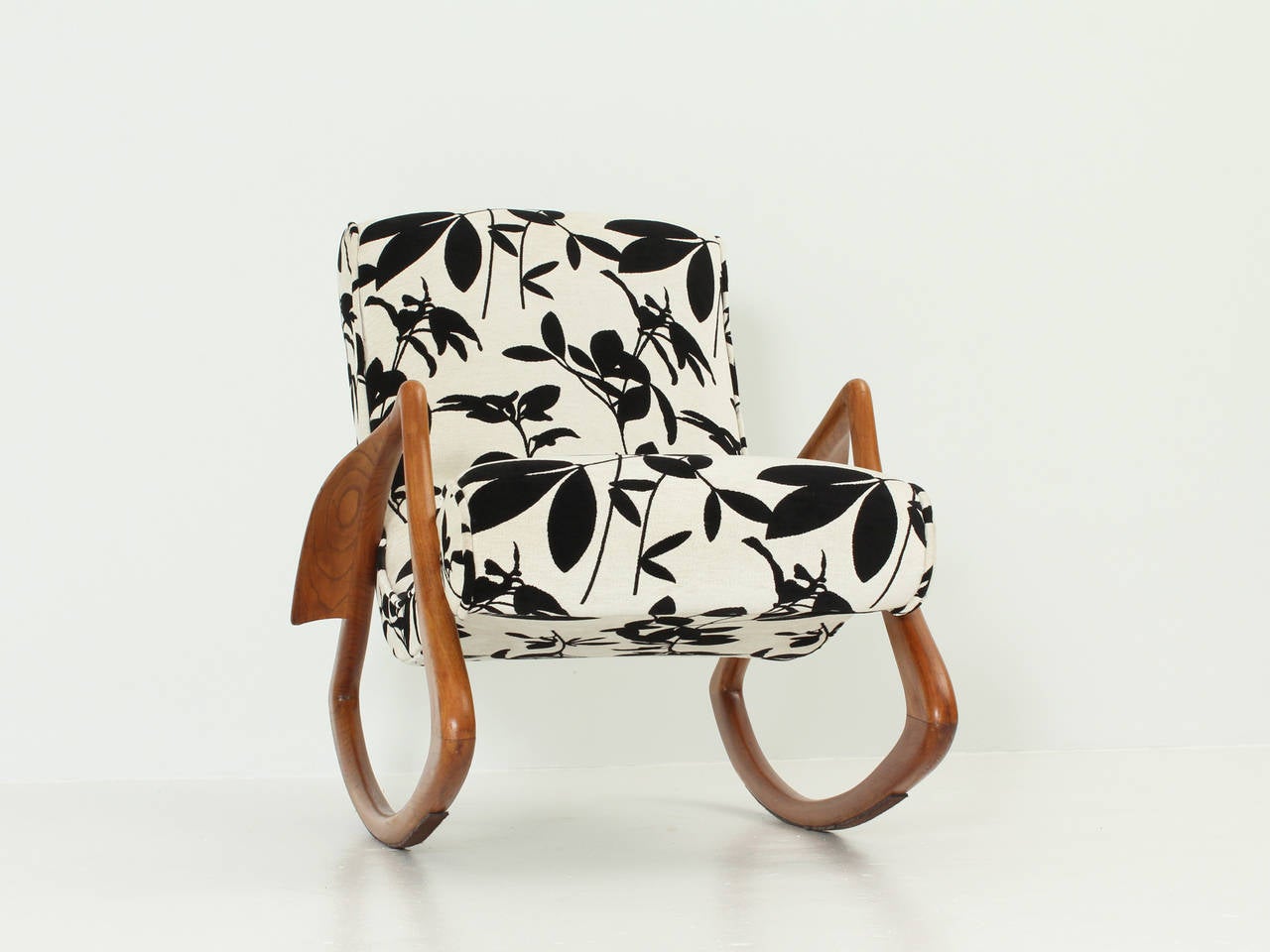 Organic Rocking Chair in the Style of Vladimir Kagan at 1stDibs