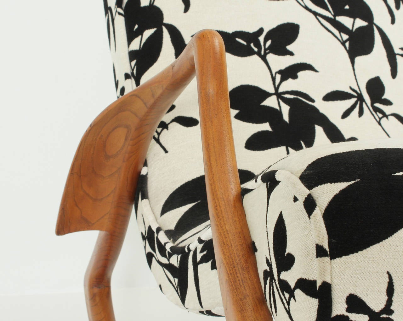 Organic Rocking Chair in the Style of Vladimir Kagan at 1stDibs