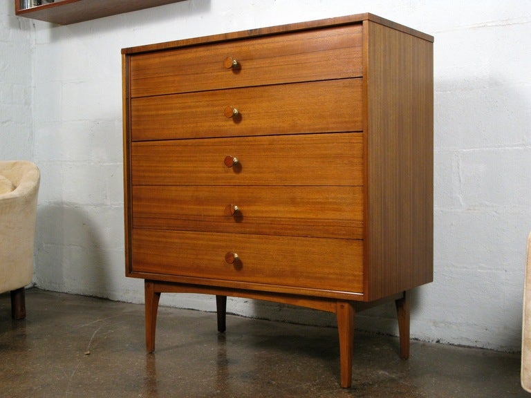 Mid-Century Modern Dresser at 1stDibs