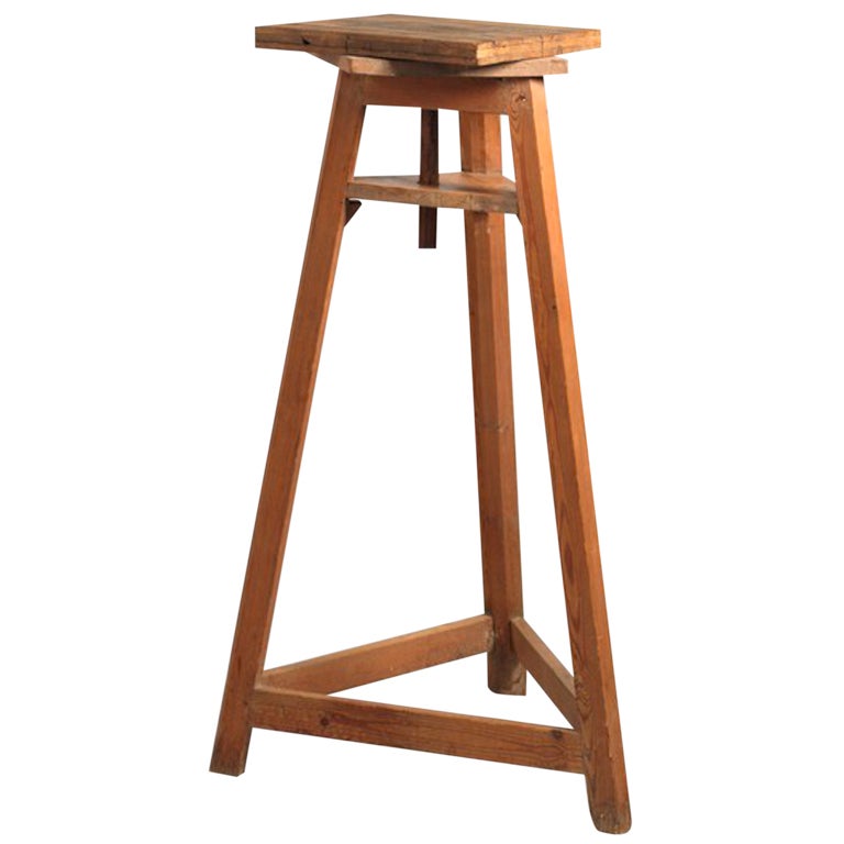 Revolving Sculptor’s Stand at 1stDibs