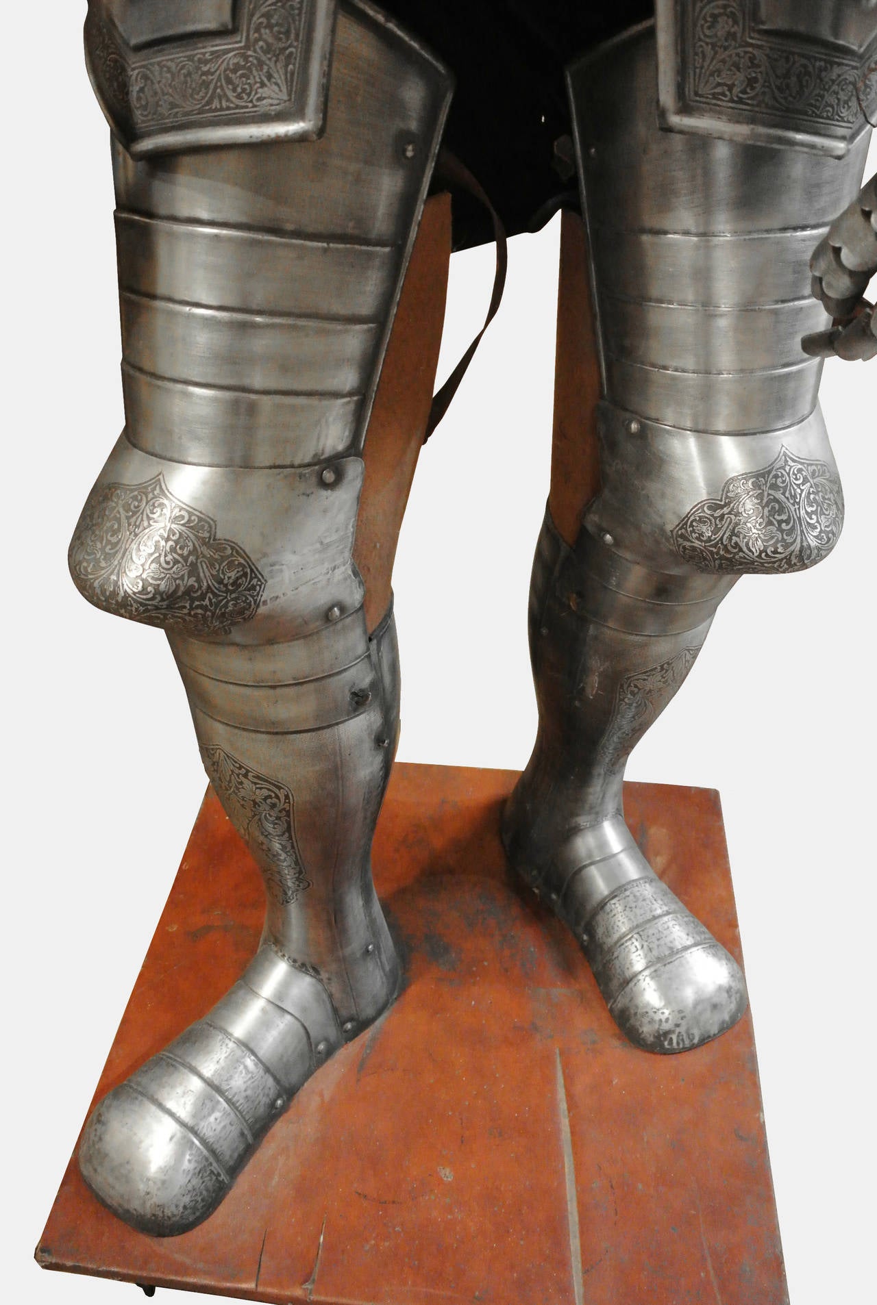 19th Century Armour at 1stdibs