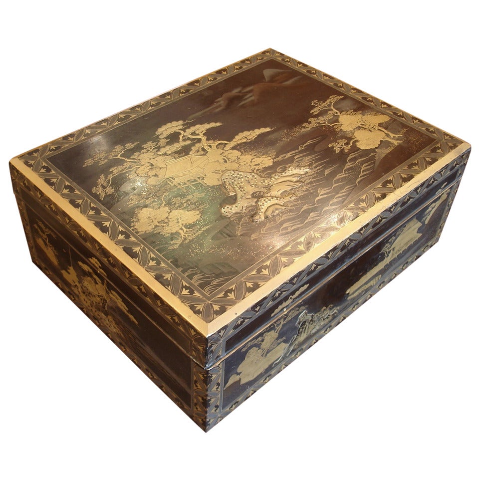 Meiji period document box of large size For Sale at 1stDibs