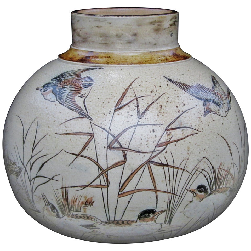 Martin Brothers Vase decorated with Birds at 1stDibs