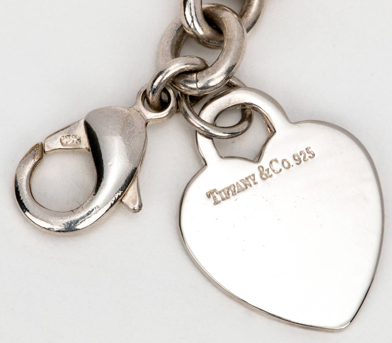 Tiffany and Co. Sterling Silver Heart Chain Necklace For Sale at 1stDibs