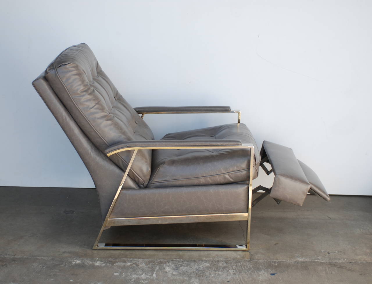 Baughman Grey Leather Recliner at 1stDibs | grey leather recliners