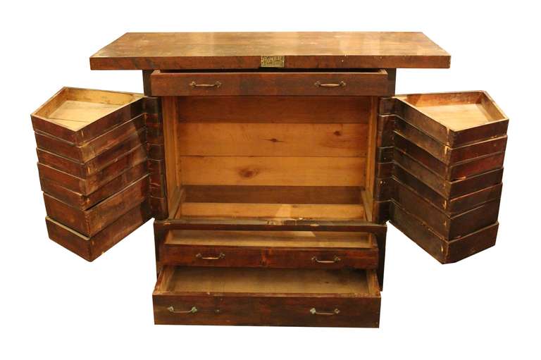 Extremely Rare Early 1800s Cabinet from New England at 1stDibs