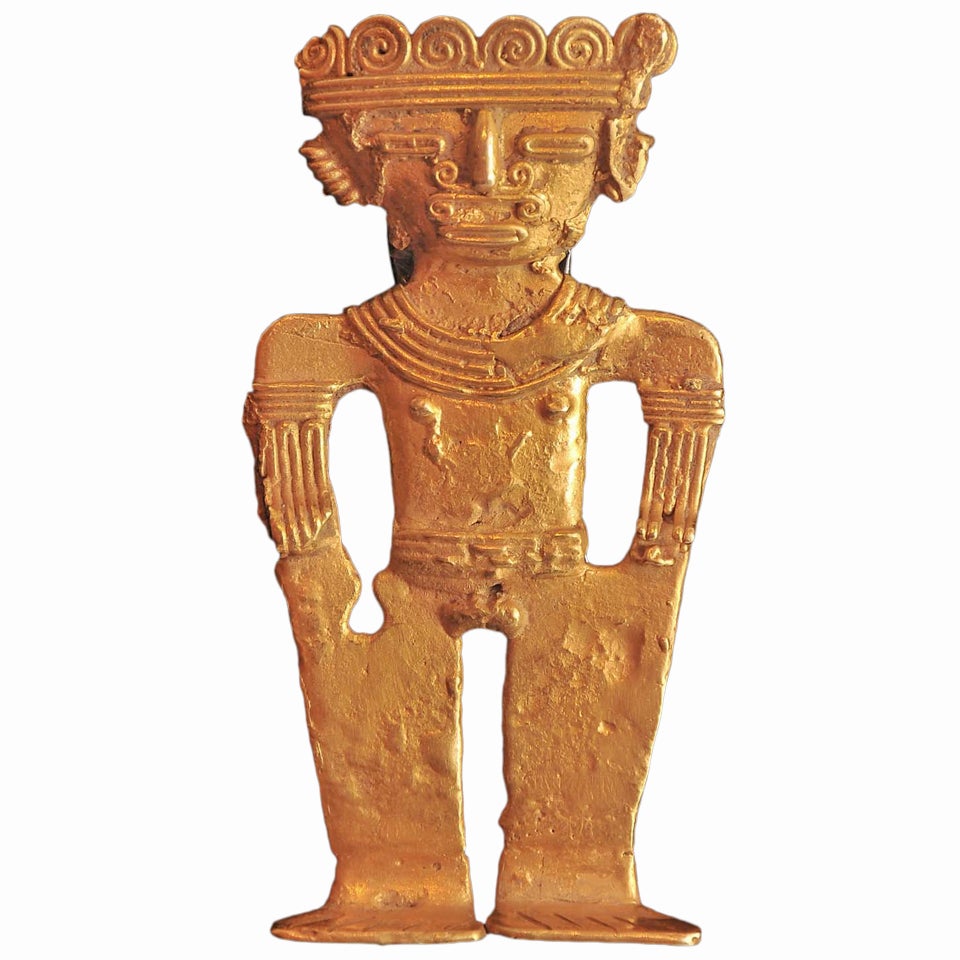 Pre-Columbian Shaman Warrior with Trophy Head Paracas, Peru, circa 800 ...