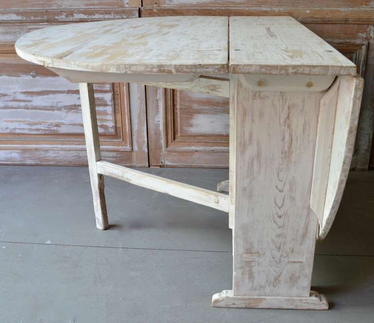 Swedish Painted Pine Gate Leg Table at 1stDibs
