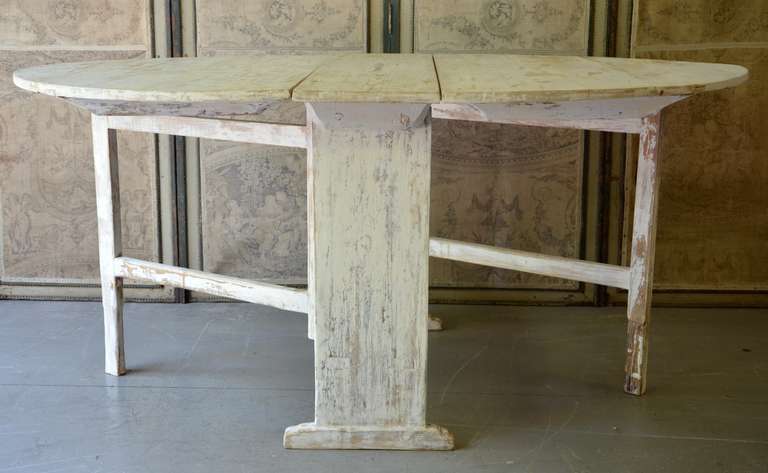Swedish Painted Pine Gate Leg Table at 1stDibs