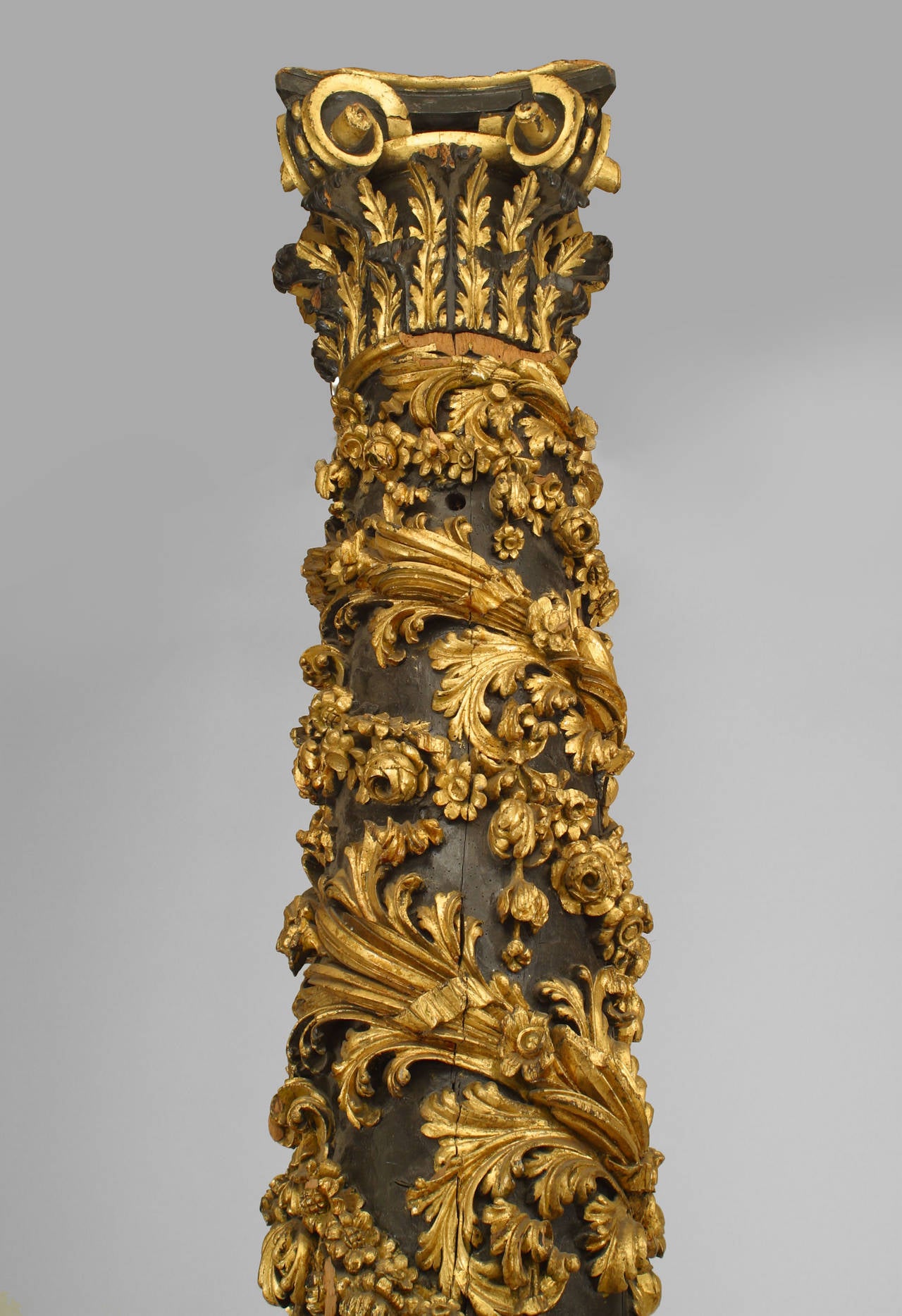Important Set of Four Monumental Italian Rococo Gilt Carved Columns For ...