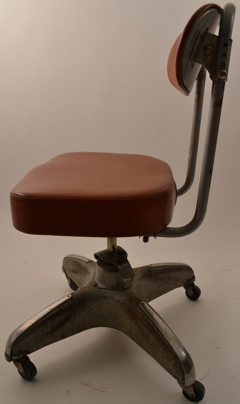 Industrial Swivel Desk Chair at 1stDibs | hamilton cosco office chair ...