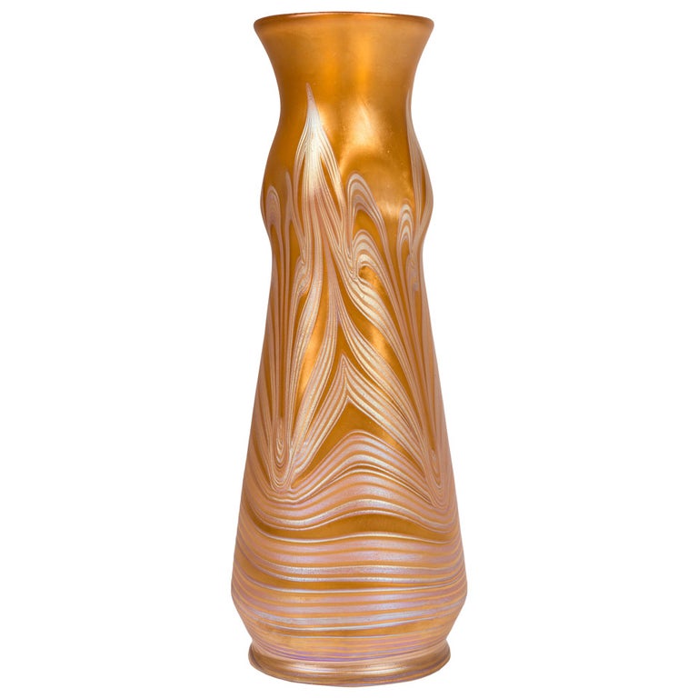 Early Signed Loetz Vase Phenomen Decoration 8055 ca. 1898 at 1stDibs