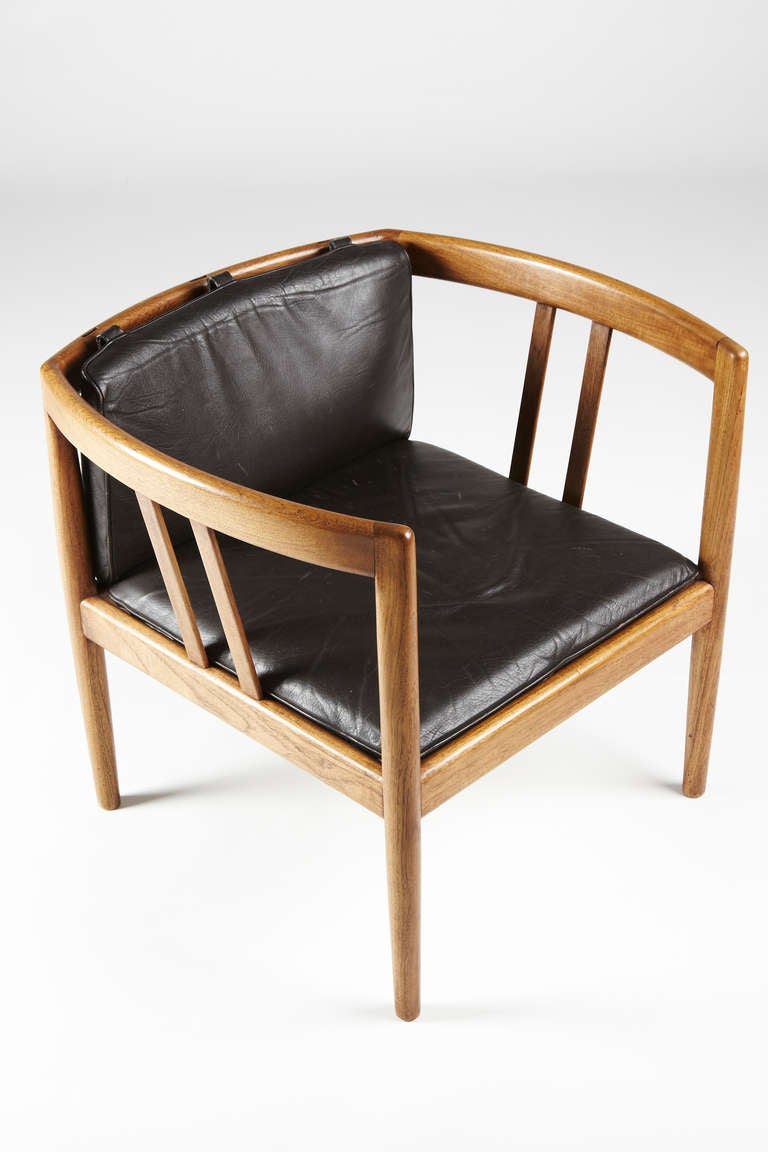 Illum Wikkelso Lounge Chair in Teak and Original Black Leather at 1stDibs