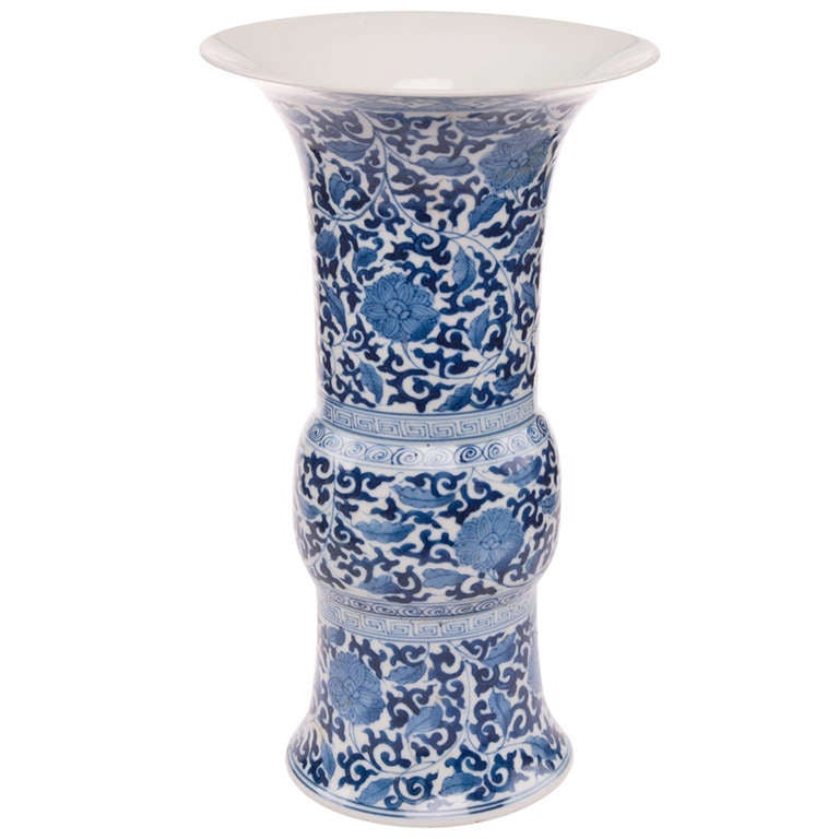 Blue and White Beaker Shaped Vase For Sale at 1stDibs