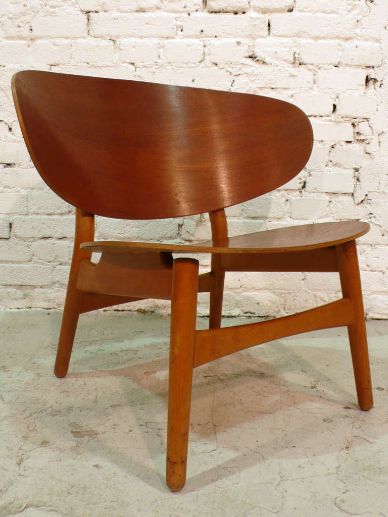 Pair of Shell Chairs by Hans Wegner for Fritz Hansen at 1stDibs