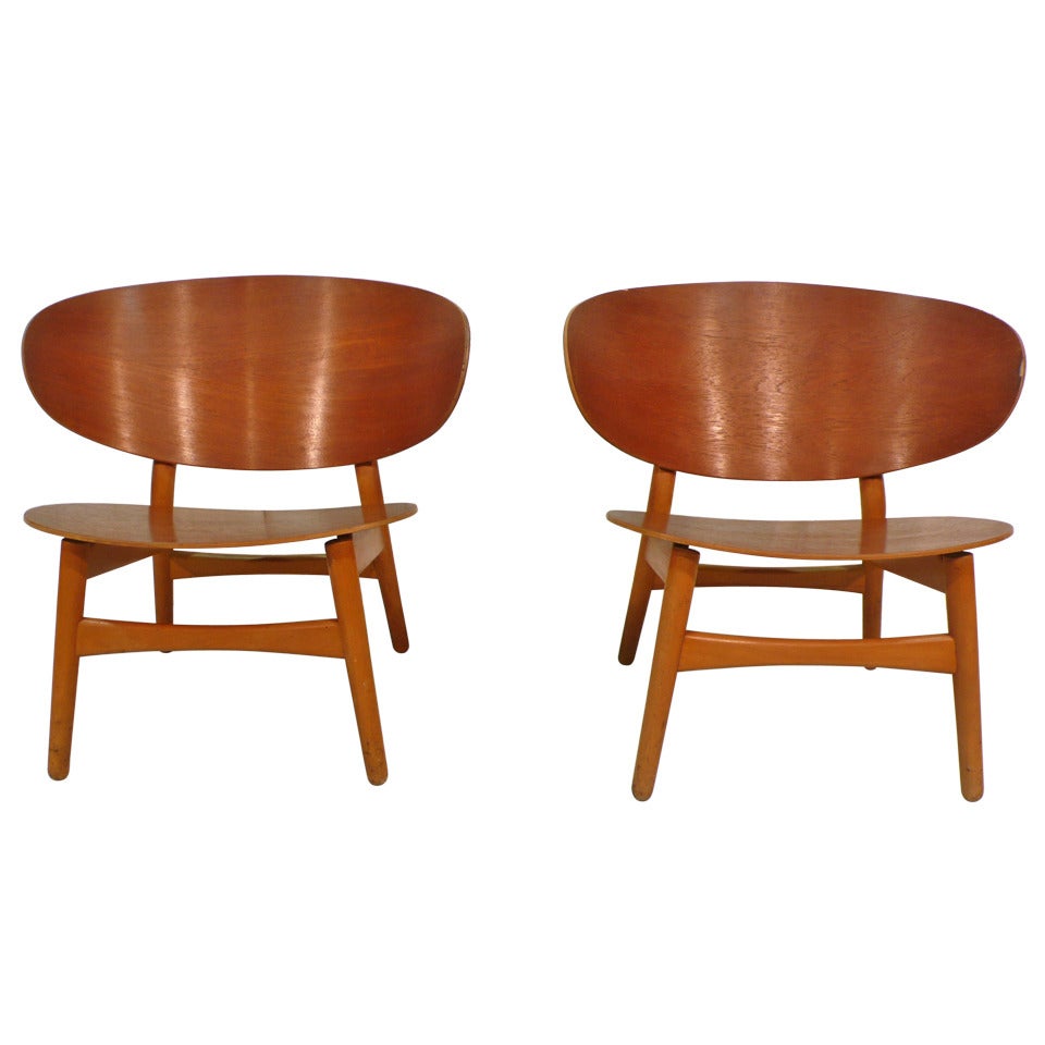 Pair of Shell Chairs by Hans Wegner for Fritz Hansen at 1stDibs