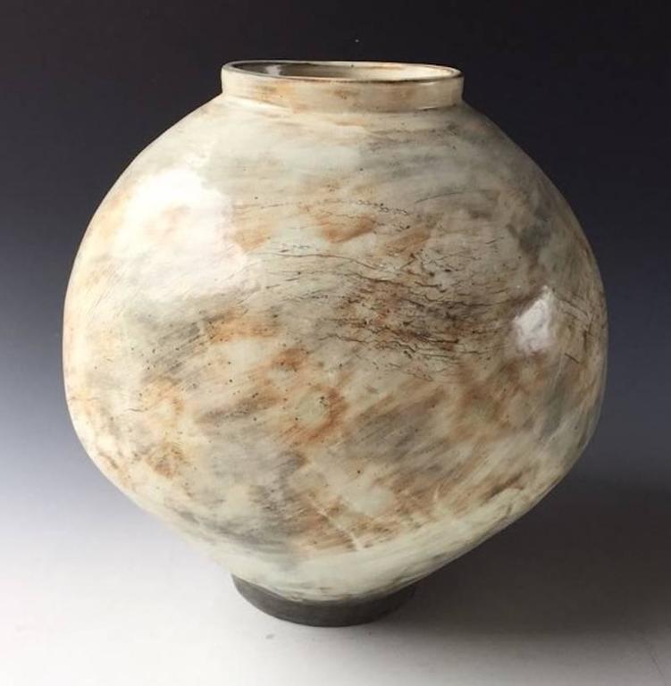 Kang hyo Lee - Buncheong Moon Jar For Sale at 1stDibs